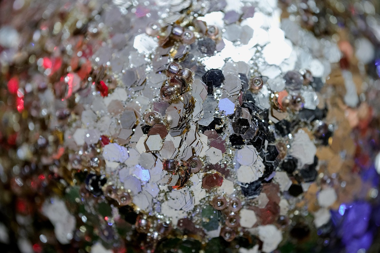 300,000+ Free Silver Glitter Wallpaper & Glitter Images - Pixabay