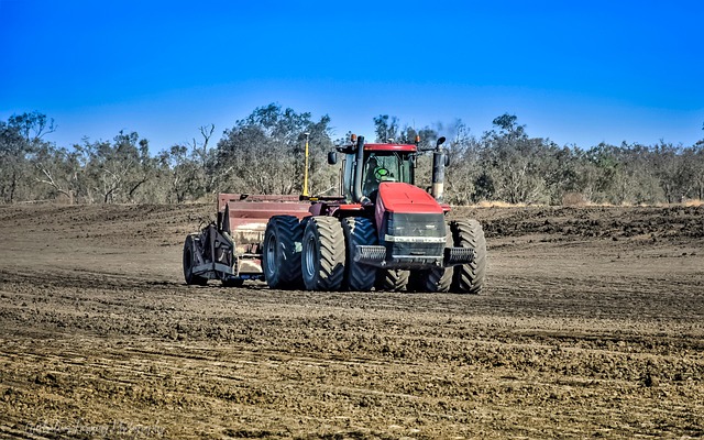Tractor Agriculture Farm - Free photo on Pixabay