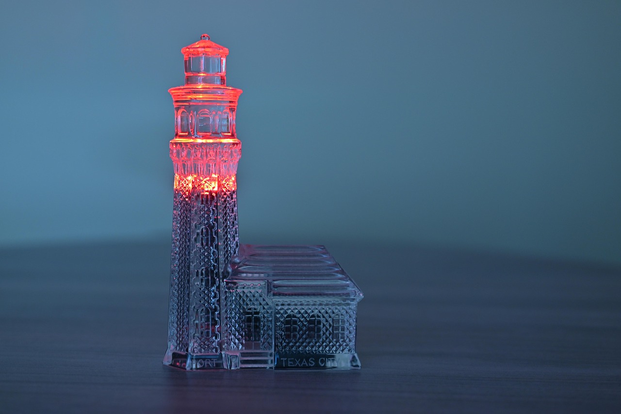 Crystal Figurine Lighthouse - Free photo on Pixabay - Pixabay