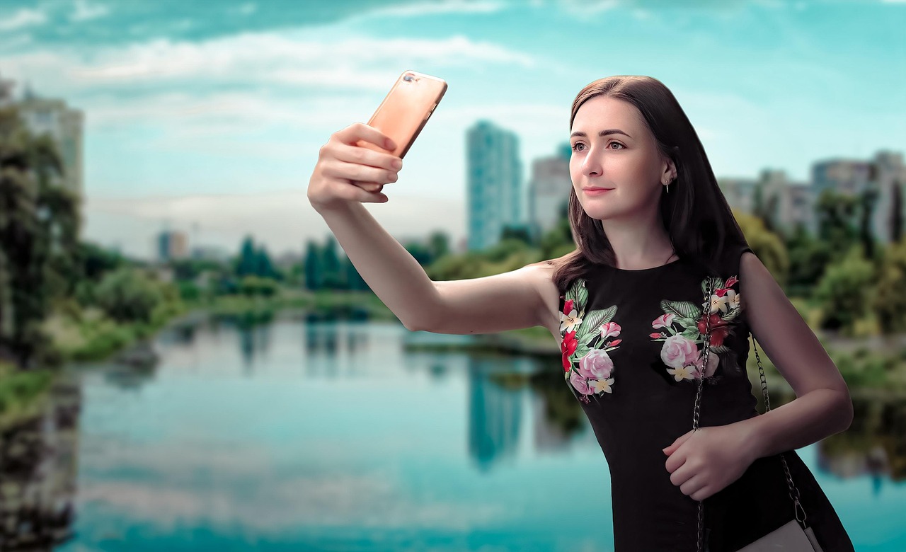 Selfie Smartphone Summer - Free photo on Pixabay