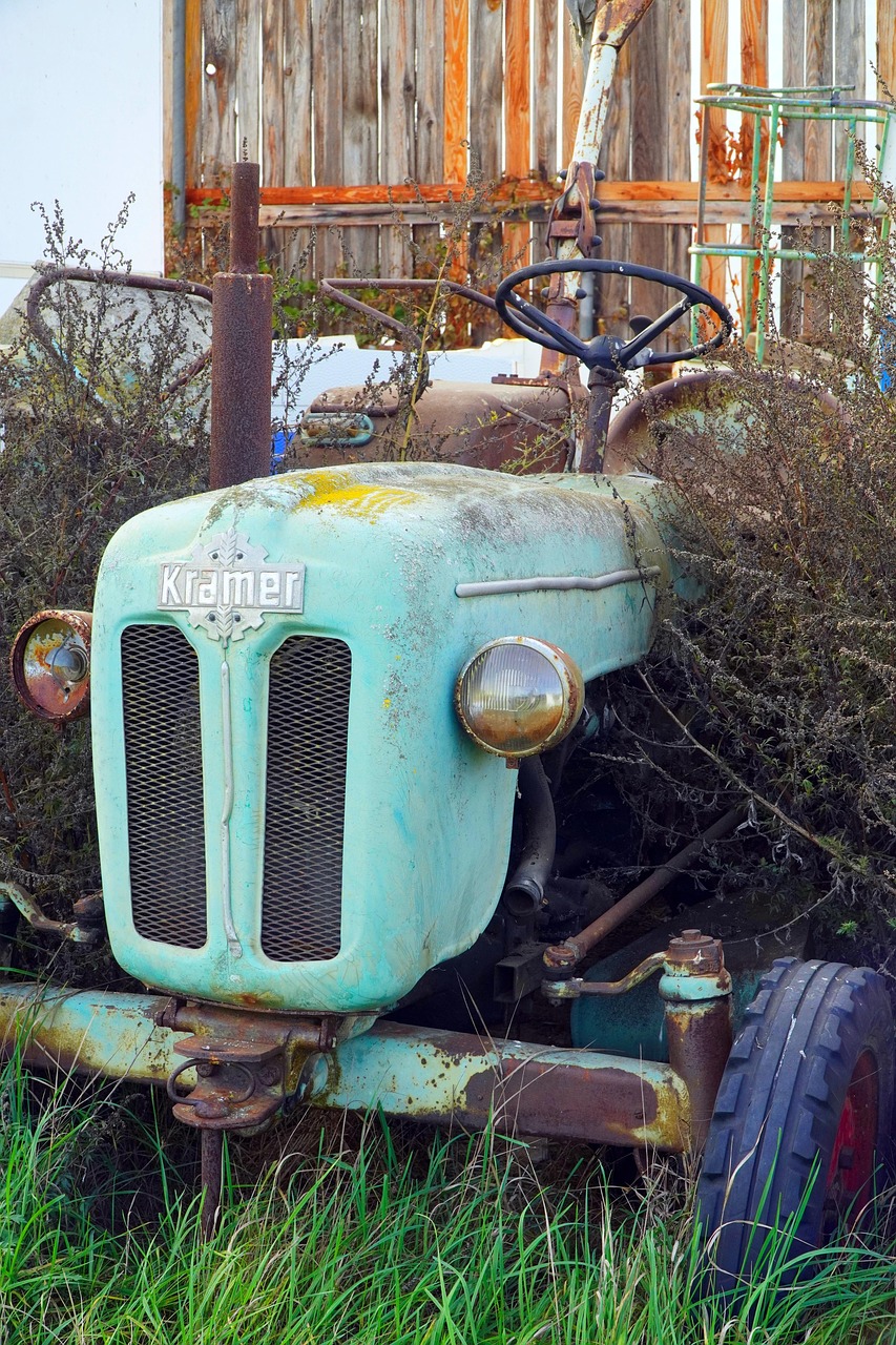 Tractor Old Broken - Free photo on Pixabay
