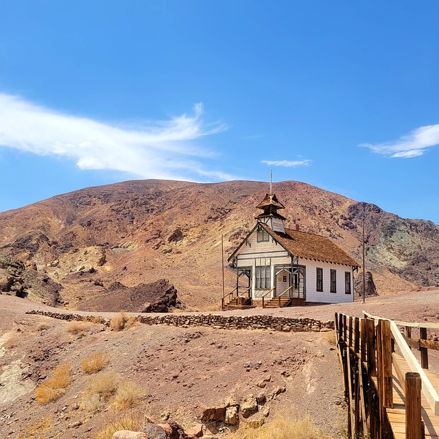 Church Mountain Desert - Free photo on Pixabay - Pixabay