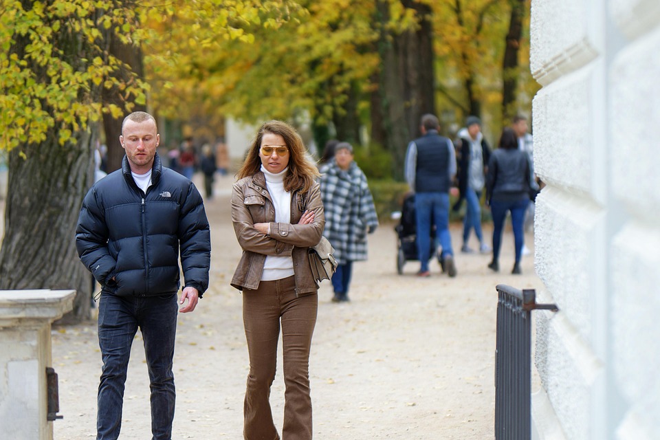 People Couple Walking - Free photo on Pixabay