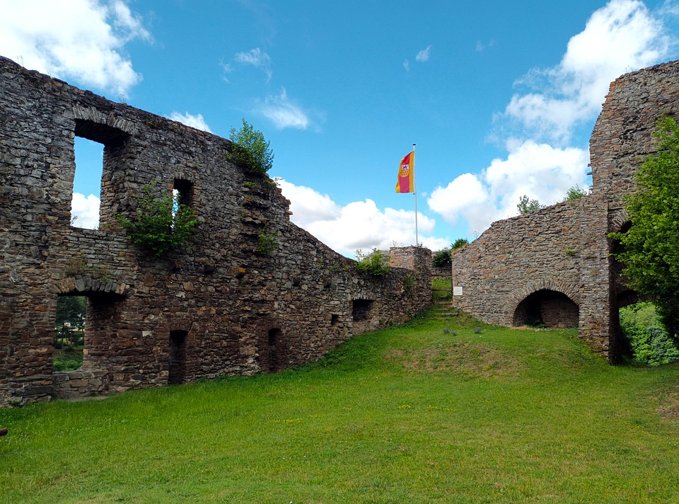 Virneburg Linna Pilata - Ilmainen valokuva Pixabayssa - Pixabay