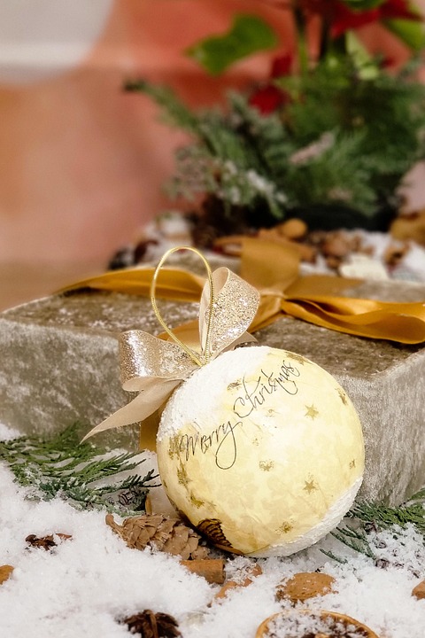 Present Gift Ornament - Free photo on Pixabay - Pixabay
