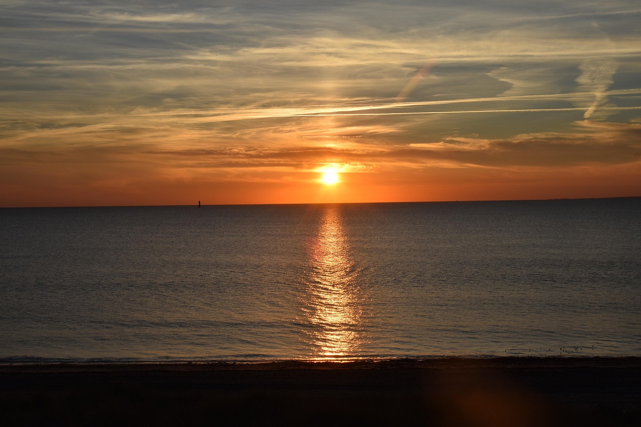 Sunset Over The Sea Light - Free photo on Pixabay - Pixabay