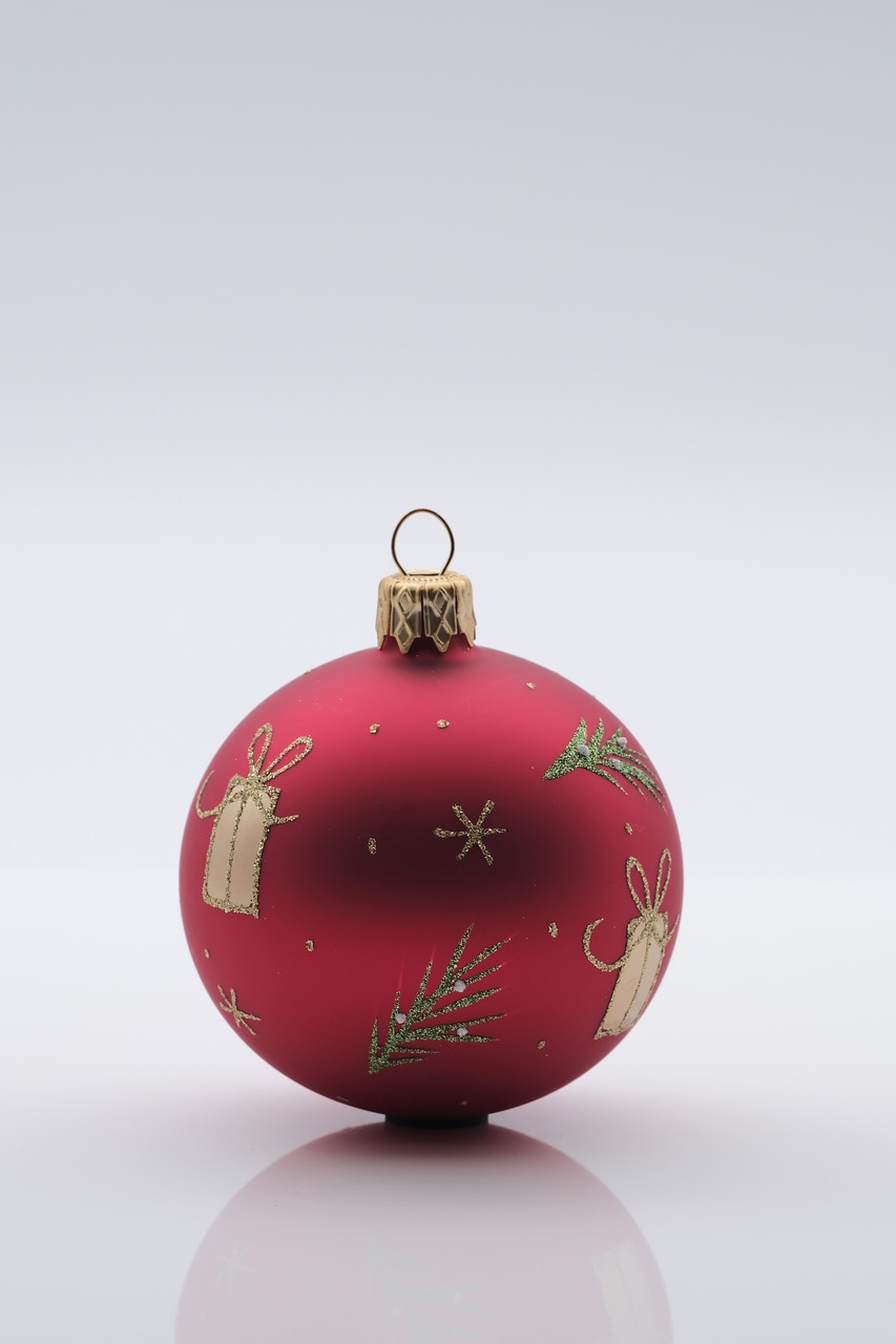 Christmas Ball Bauble - Free photo on Pixabay