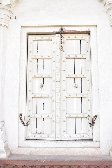 Blanco Clásico Portón - Foto gratis en Pixabay