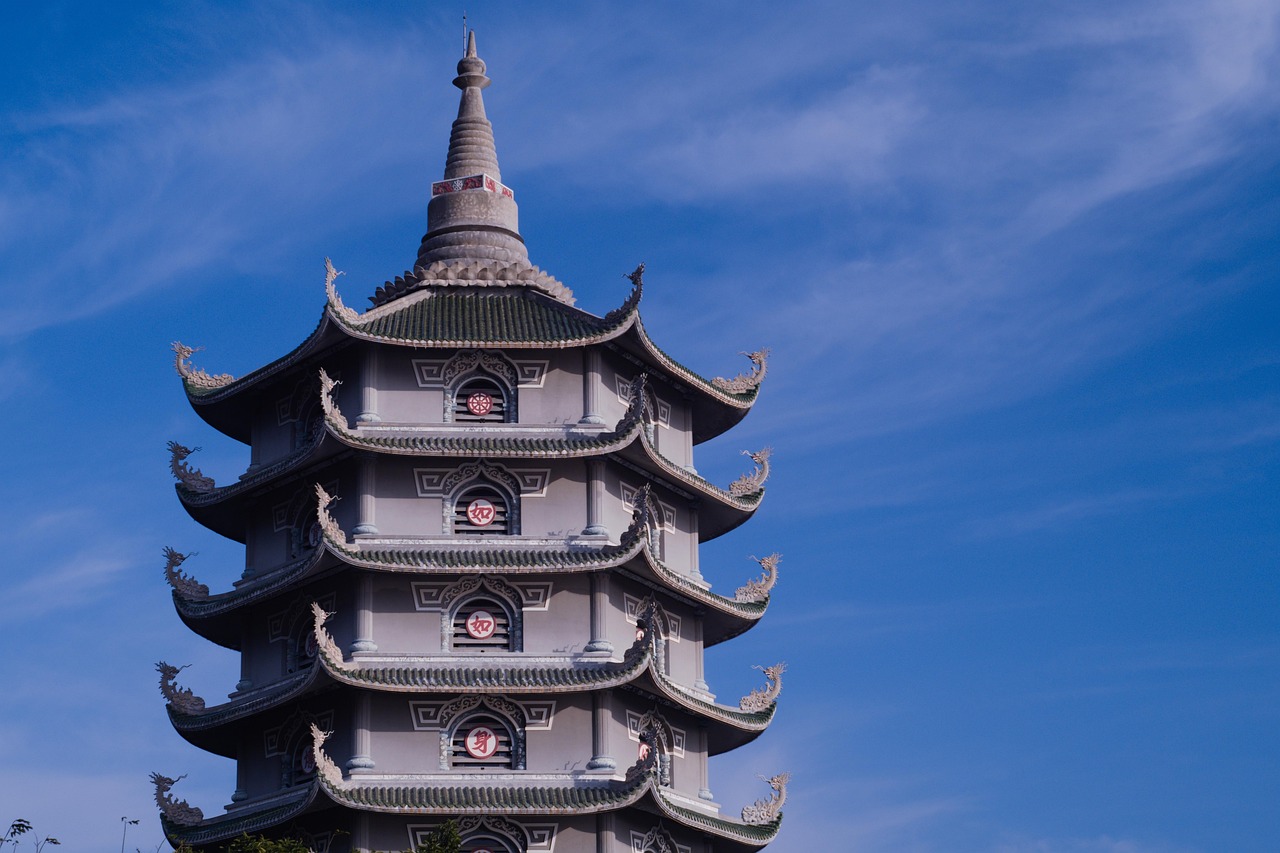 Pagoda Buddhist Temple Chua Linh - Free photo on Pixabay