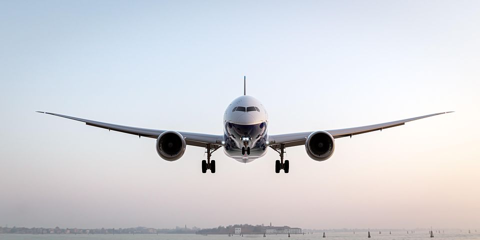 100+ Free Luxury Plane & Airplane Images - Pixabay