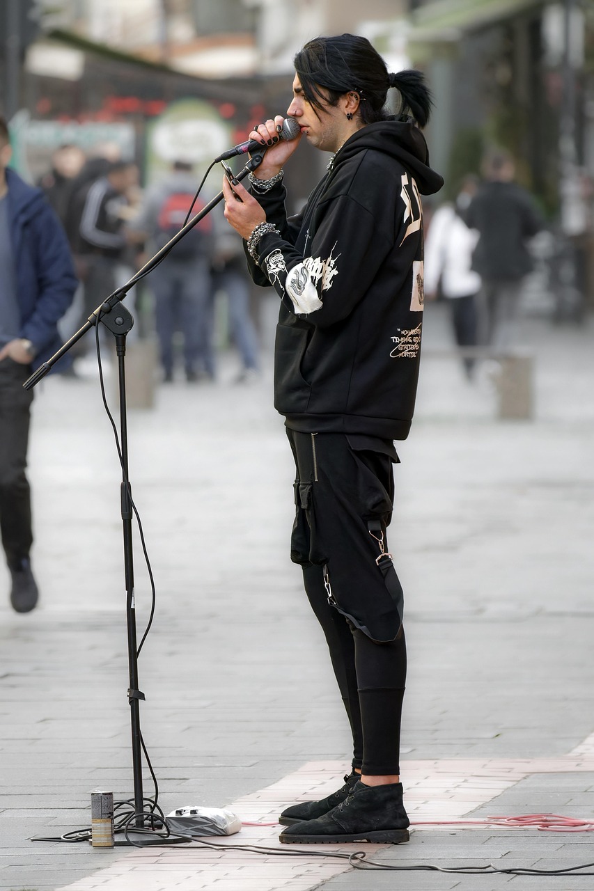 70,000+ Free People Singing & Singing Images - Pixabay