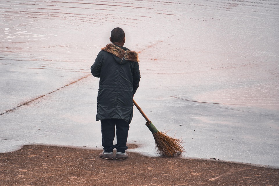 Farmer Sweep Clean - Free photo on Pixabay - Pixabay