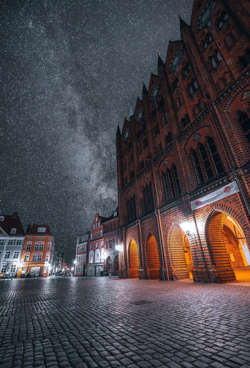 60,000+ Free Beautiful Buildings & Building Images - Pixabay