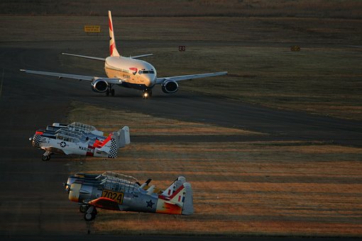 70+ Free Boeing-737 & Boeing 737 Photos - Pixabay