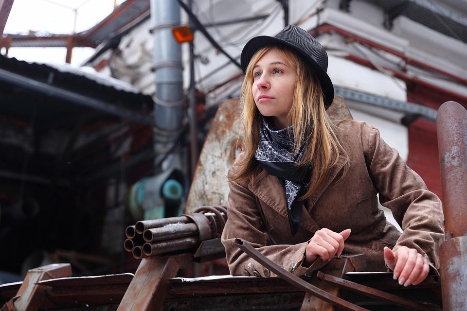 Woman Machine Gun - Free photo on Pixabay