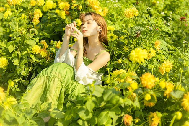 Woman Model Flowers - Free photo on Pixabay