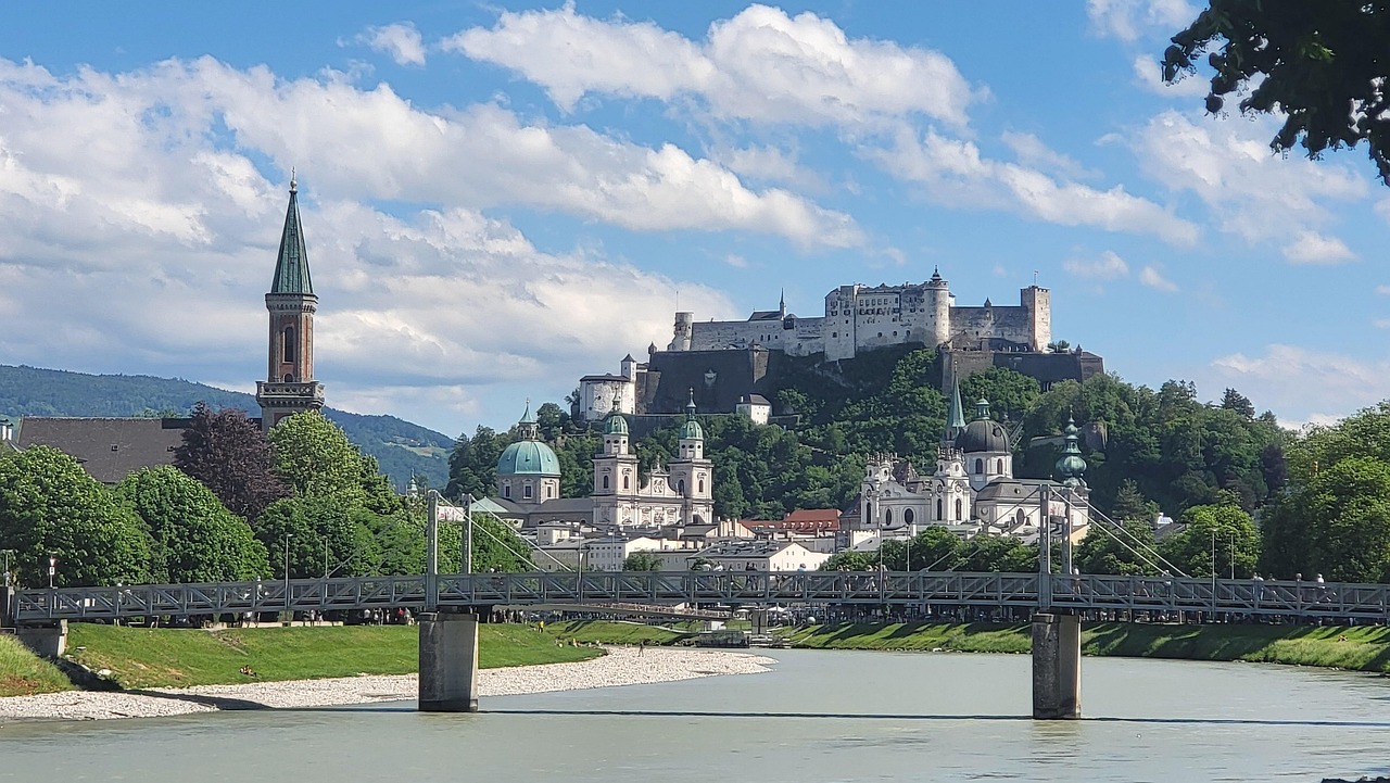 Salzburgo Stadtansicht Salzbach - Foto gratuita no Pixabay