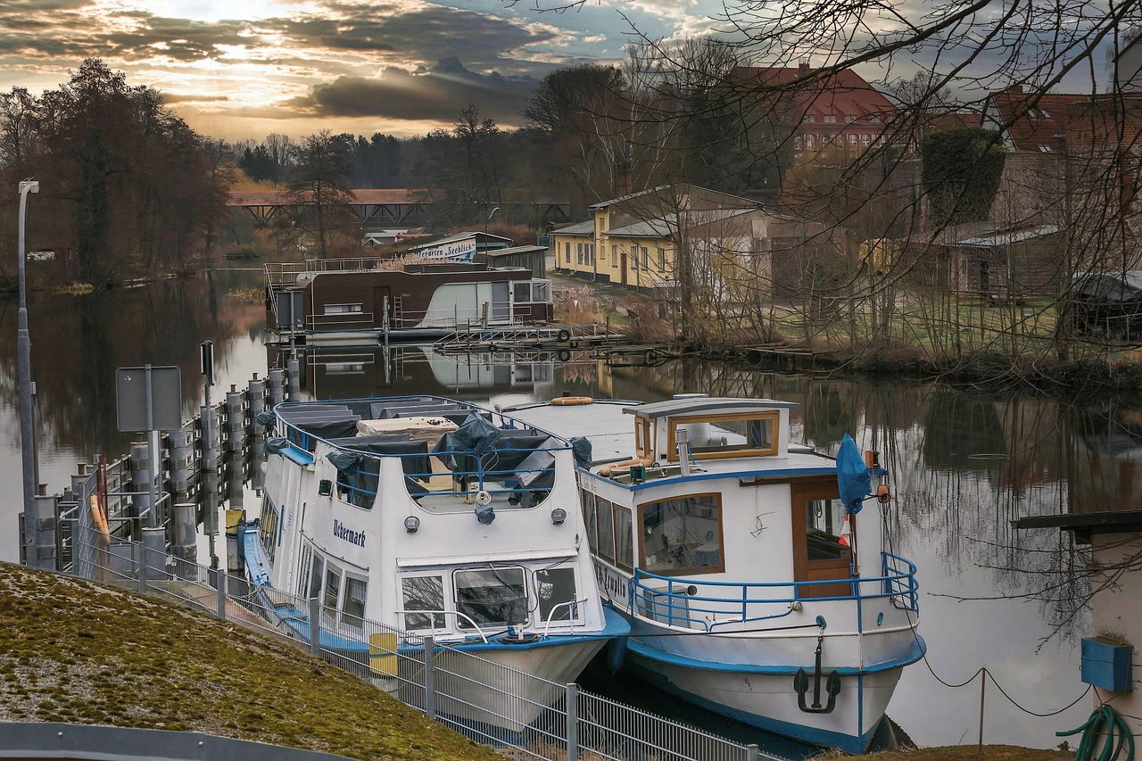 Steam Boat Waterway Lake - Free photo on Pixabay - Pixabay