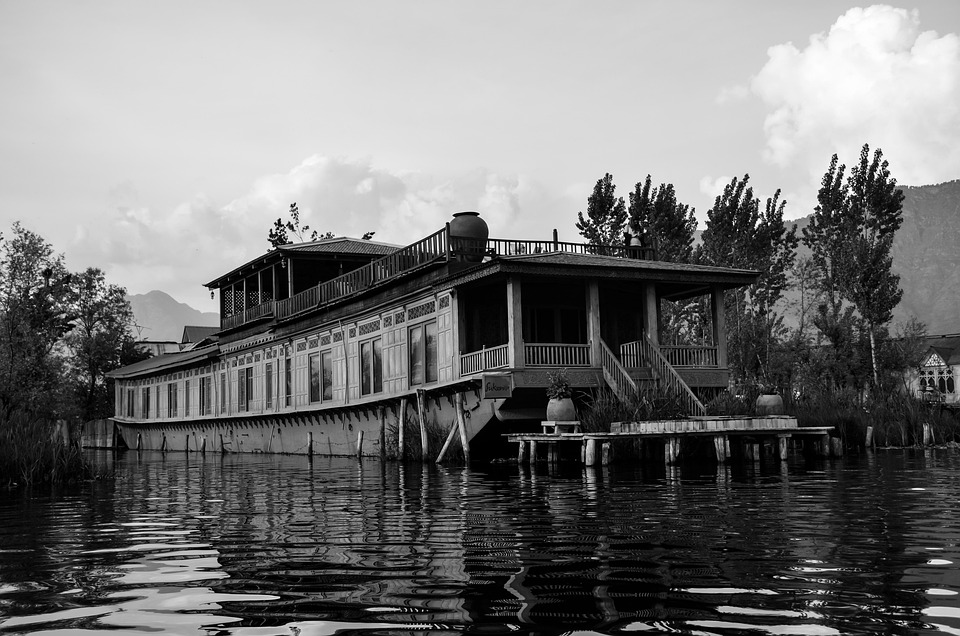 Lake Shikara Kashmir - Free photo on Pixabay