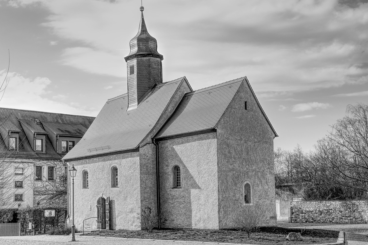 200,000+ Free Church Black & White & Church Images - Pixabay
