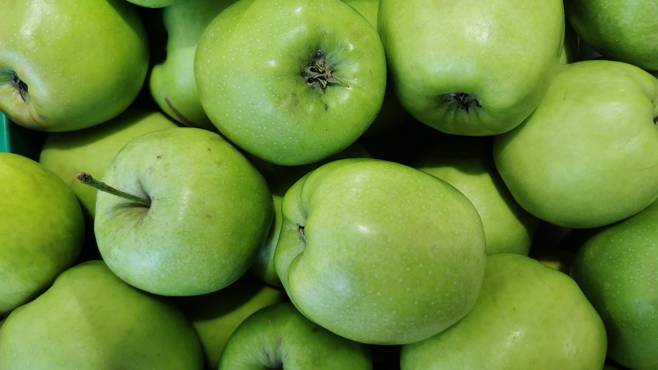 Apples Fruit Green - Free photo on Pixabay