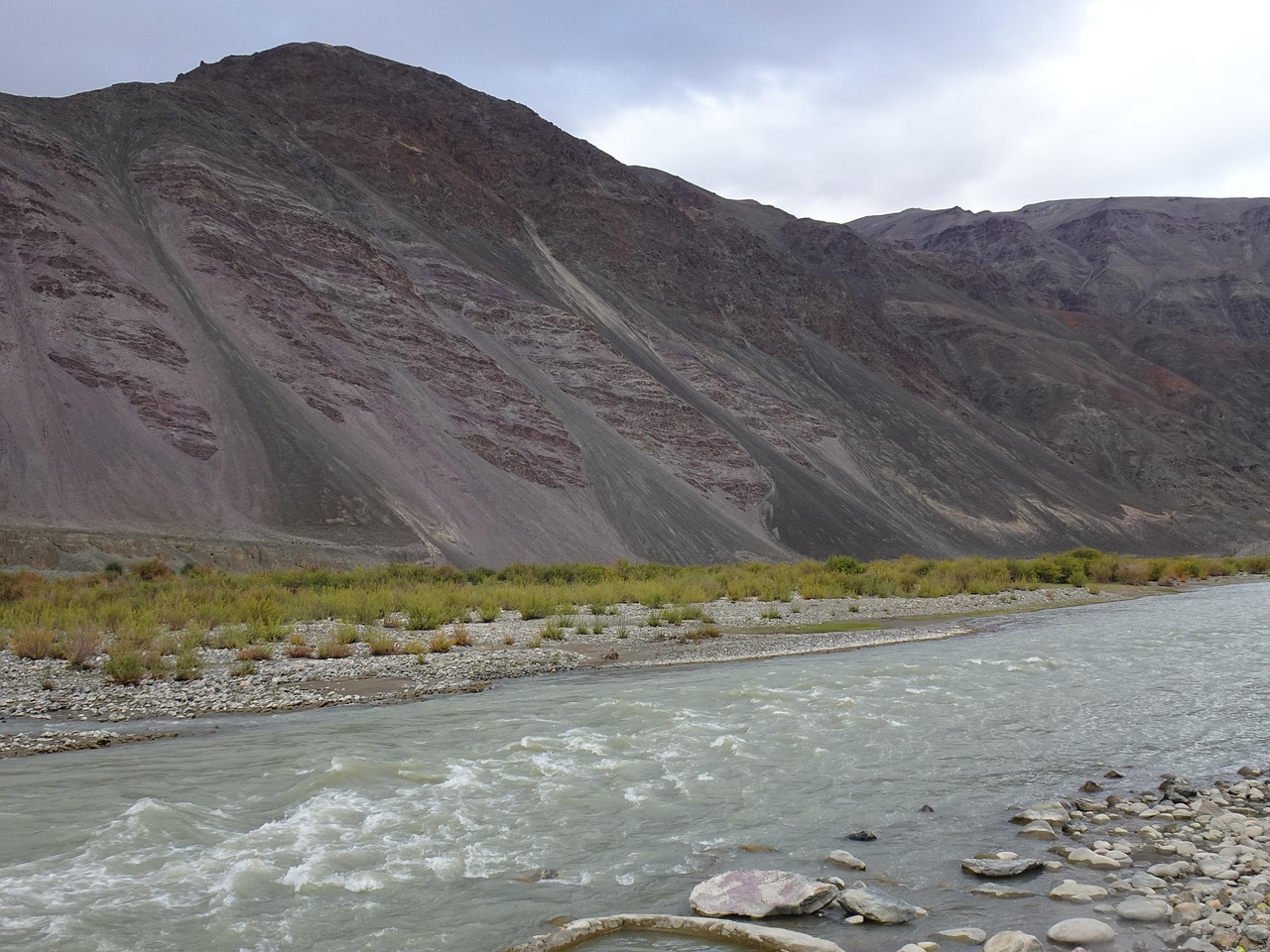 Indus Fluss Indus: Pakistan Sieht Rot Satellitenbild Der Woche DER