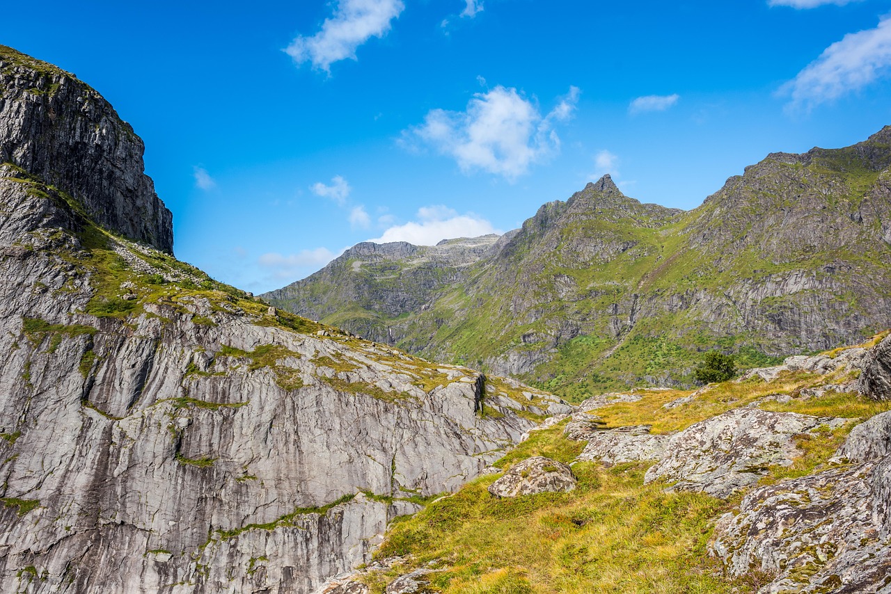 Mountain Cliff Peaks - Free photo on Pixabay