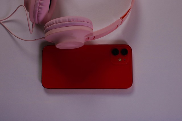 Smartphone Red Headphones - Free photo on Pixabay - Pixabay