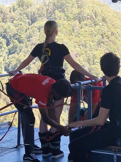 Pular Bungee Jumping Mulher - Foto gratuita no Pixabay - Pixabay