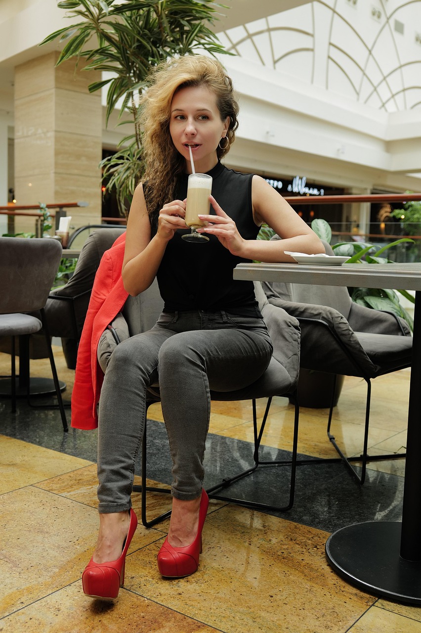 Femme Café Centre Commercial - Photo gratuite sur Pixabay - Pixabay