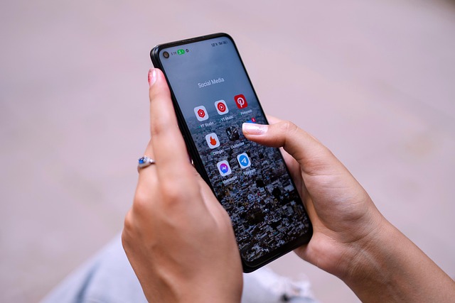 Smartphone Screen Social Media - Free photo on Pixabay - Pixabay