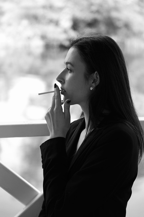 Girls Smoking Cigarette - Free photo on Pixabay