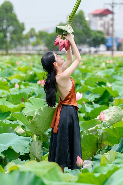 Woman Model Flowers - Free photo on Pixabay