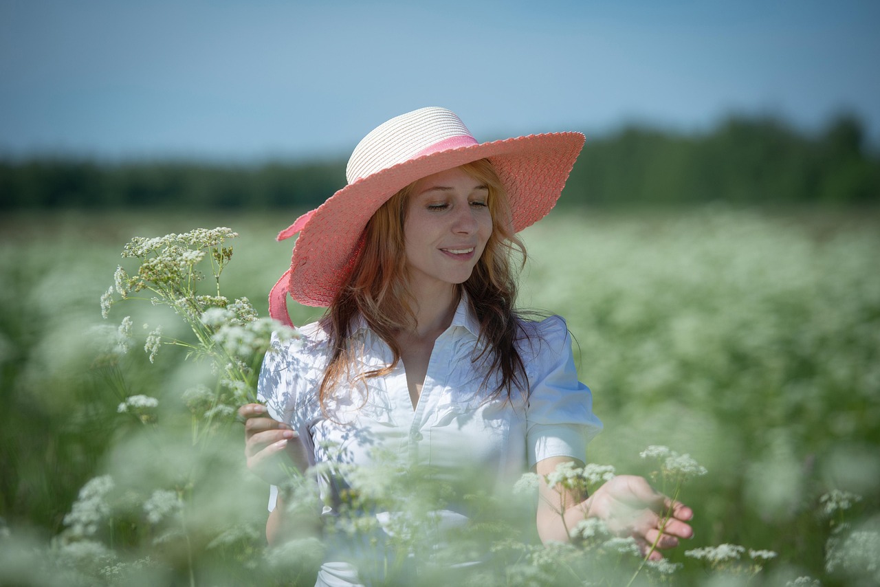 Woman Flowers Field - Free photo on Pixabay