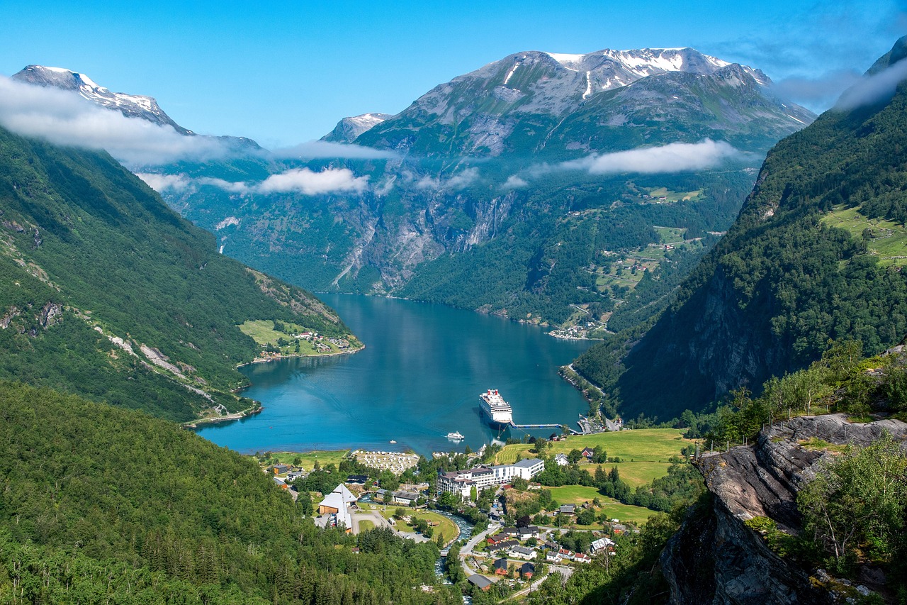 Geirangerfjord Wallpaper