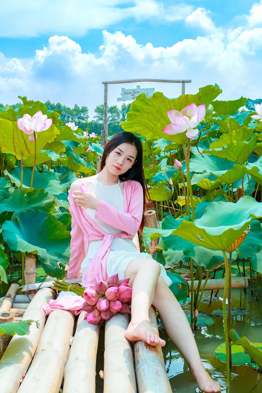 Wanita Model Kolam Bunga - Foto gratis di Pixabay - Pixabay