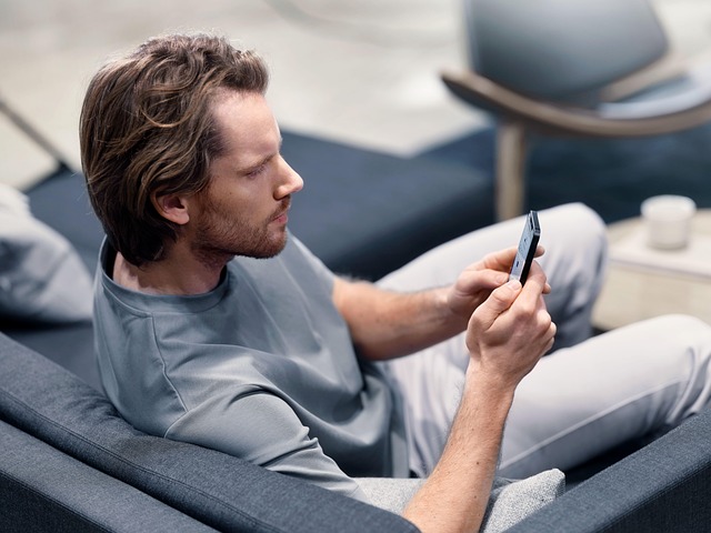 Man Phone Smartphone - Free photo on Pixabay - Pixabay