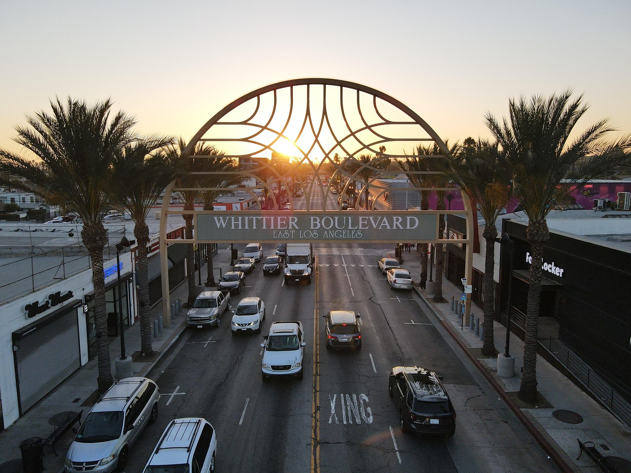 Boulevard Whittier Signe Plus - Photo gratuite sur Pixabay - Pixabay