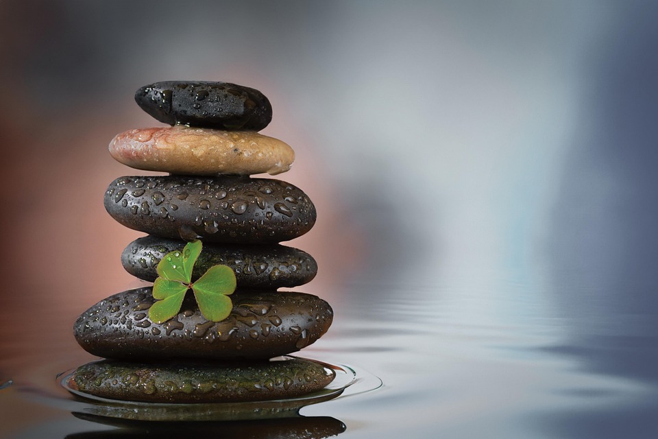Stone Cairn Clover Still - Free photo on Pixabay - Pixabay