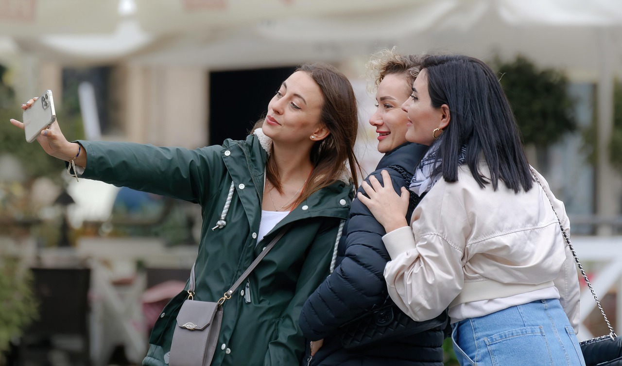 Women Friends Selfie Free Photo On Pixabay
