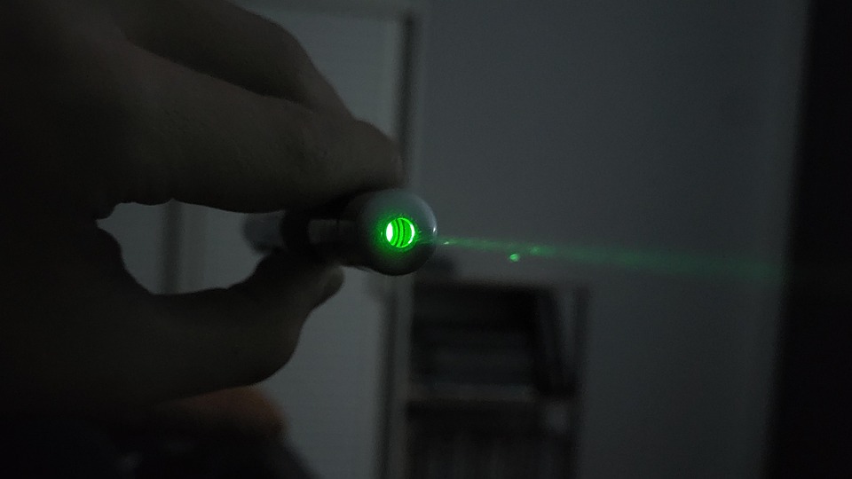 Pointeur Laser Vert - Photo gratuite sur Pixabay - Pixabay