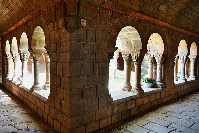 Perspective Columns Pillars - Free photo on Pixabay - Pixabay