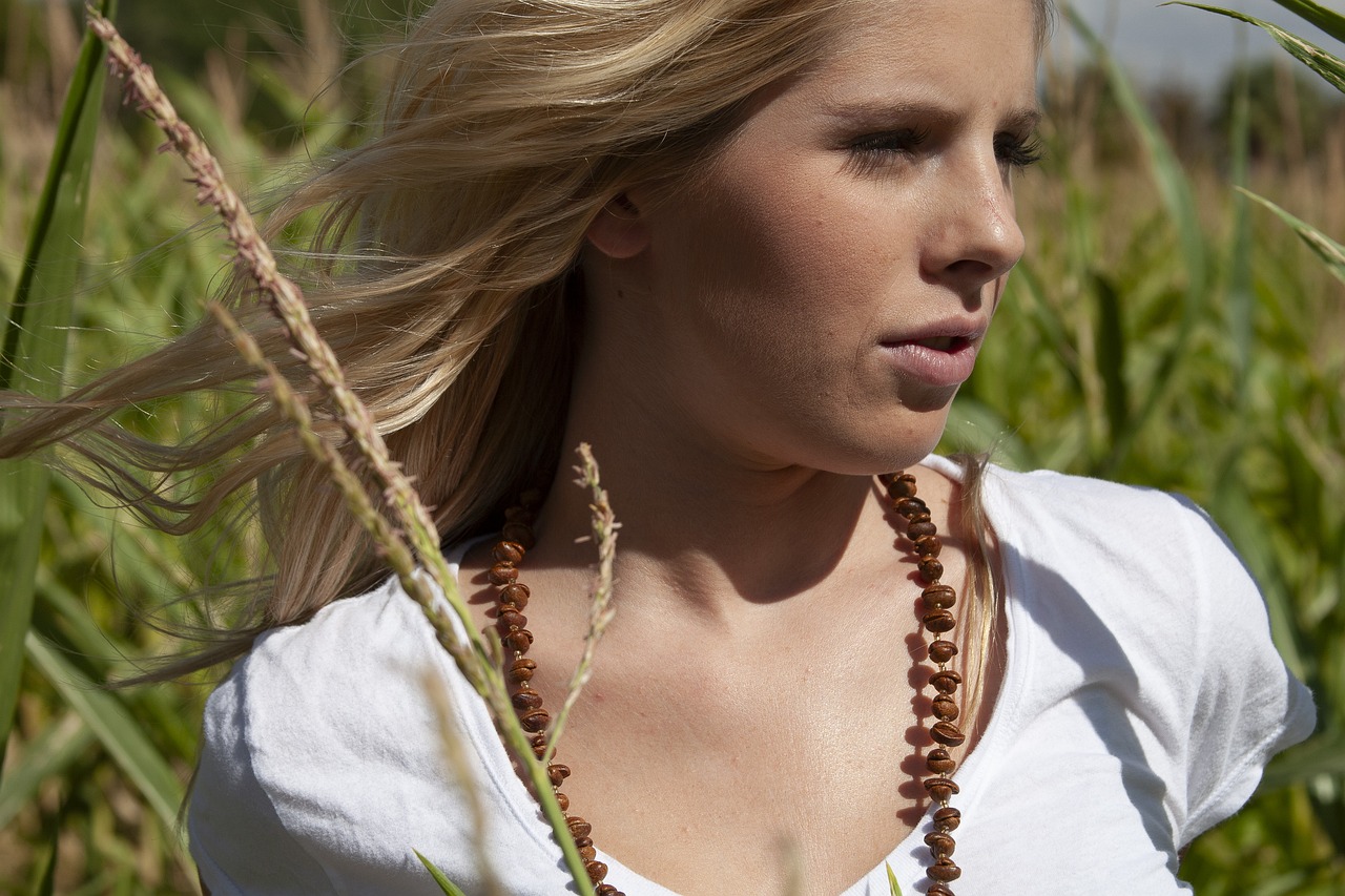 Fille Sur Le Terrain Blonde Photo Gratuite Sur Pixabay Pixabay