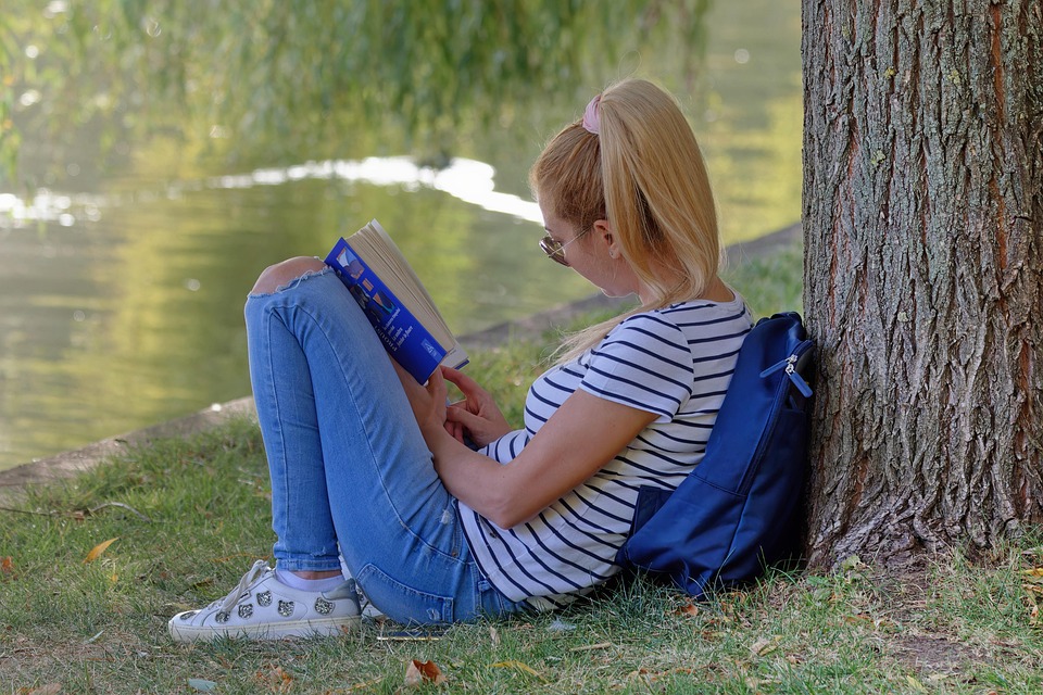 Girl Book Reading - Free photo on Pixabay