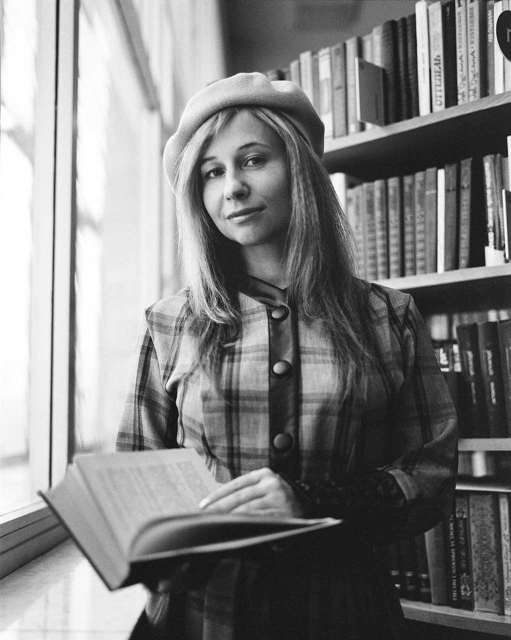 100,000+ Free Woman Reading & Reading Images - Pixabay
