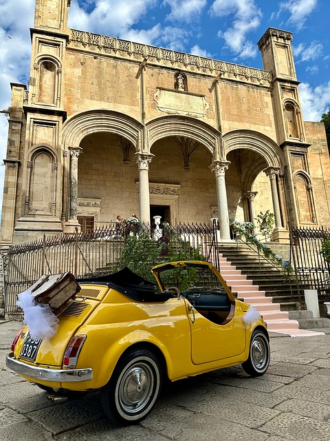 Italy Palermo Yellow Car Light - Free photo on Pixabay - Pixabay