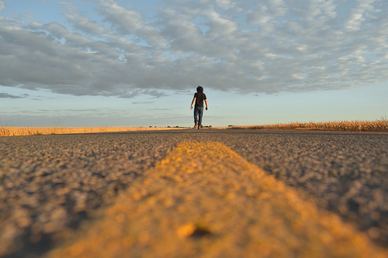 Road Man Walking - Free photo on Pixabay - Pixabay