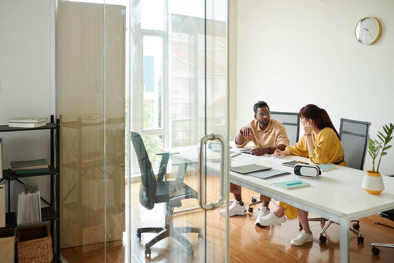 Meeting Room Discuss Idea - Free photo on Pixabay