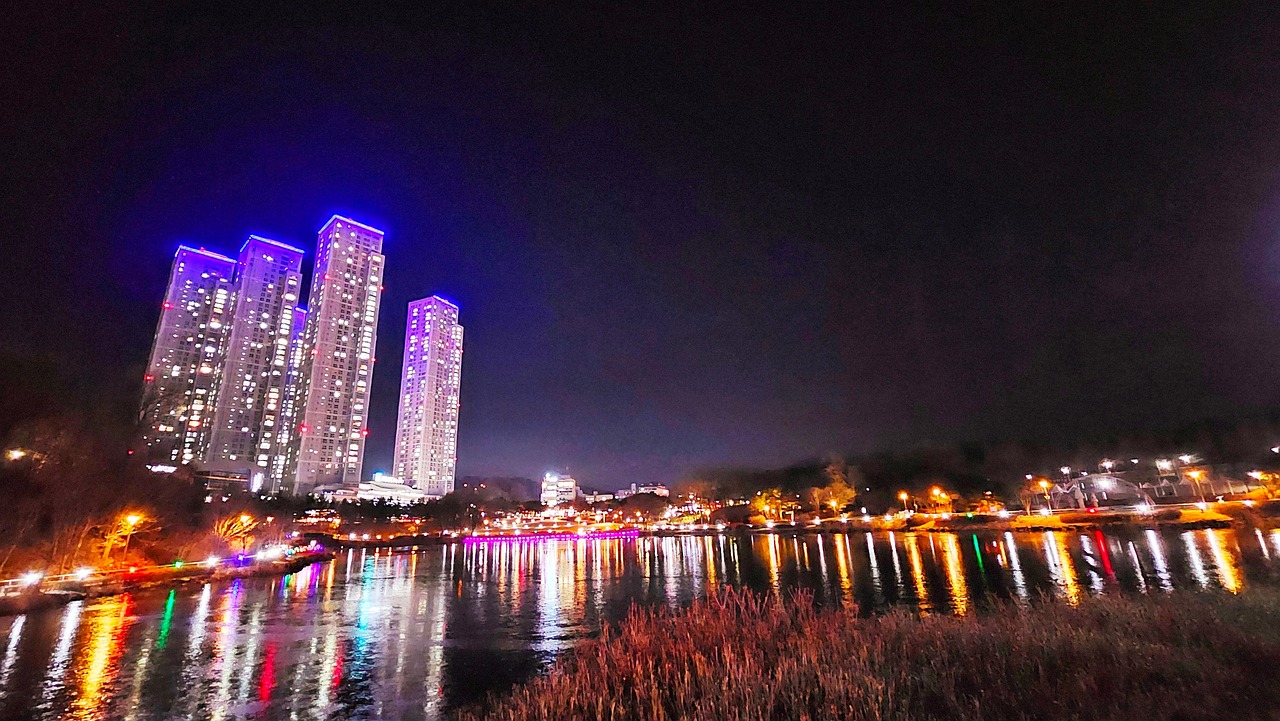 City Building Night - Free photo on Pixabay - Pixabay