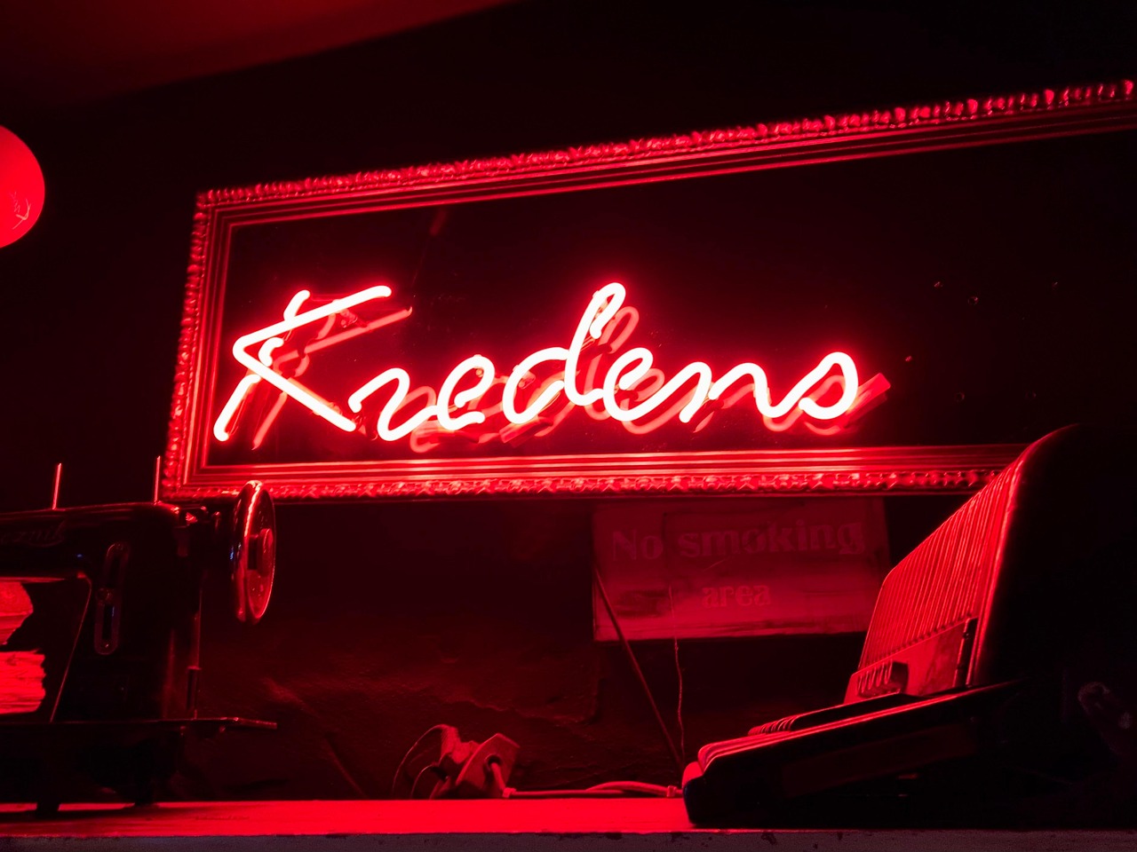 Neon Red Light - Free photo on Pixabay - Pixabay